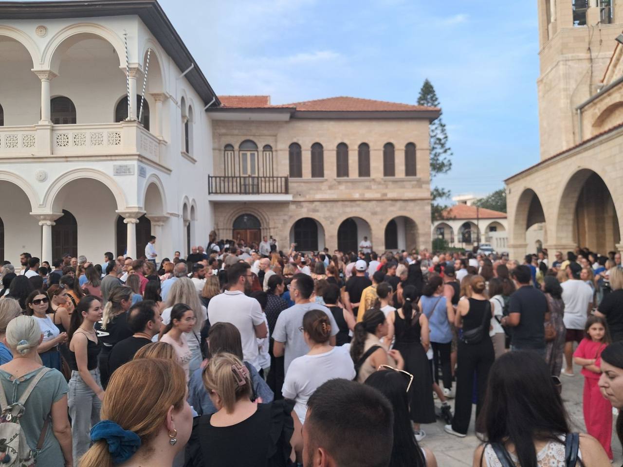 Rally against dismissal of Metropolitan Tychikos held in Paphos - News ...